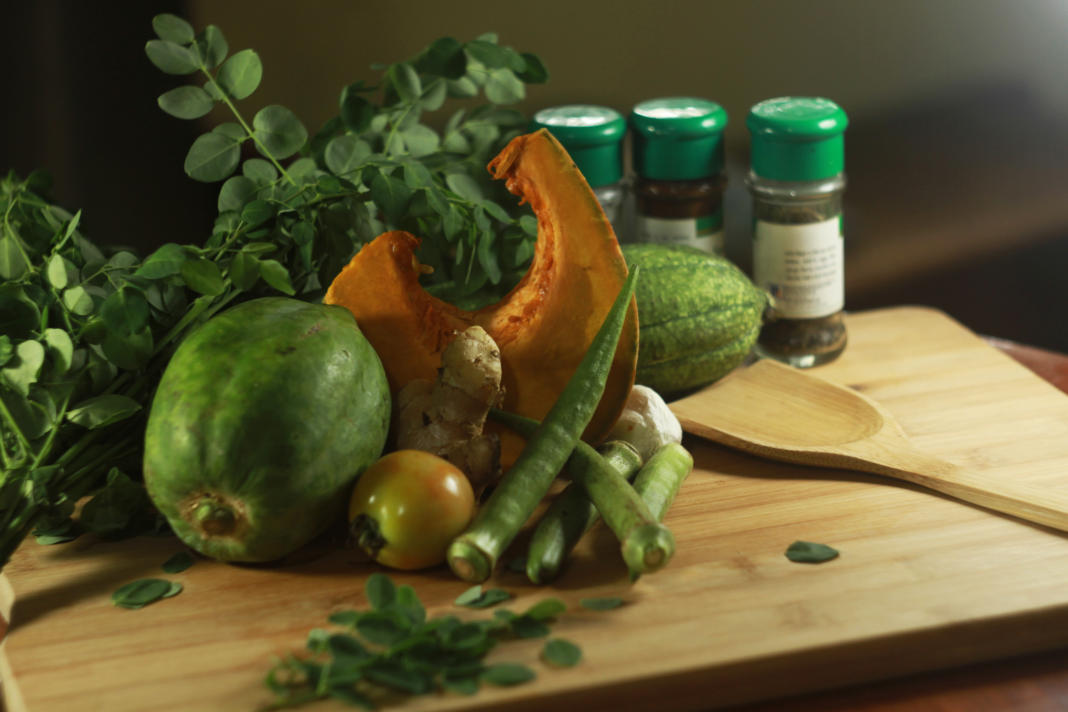 Bulanglang Recipe: How to cook Pinoy Vegetable Soup - Pilipinas Recipes