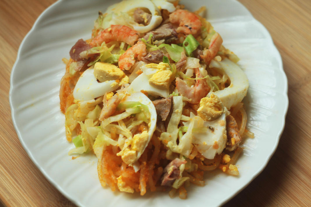 Pancit Malabon Recipe: How to Cook Pancit Malabon - Pilipinas Recipes