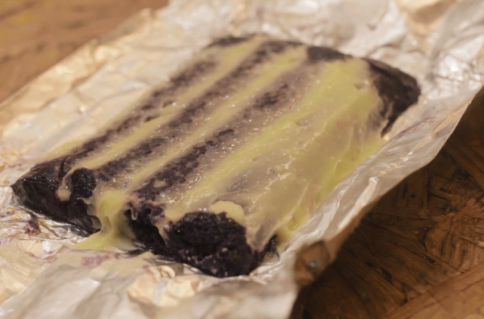 Puto Bumbong Recipe: How to cook puto bumbong - Pilipinas Recipes