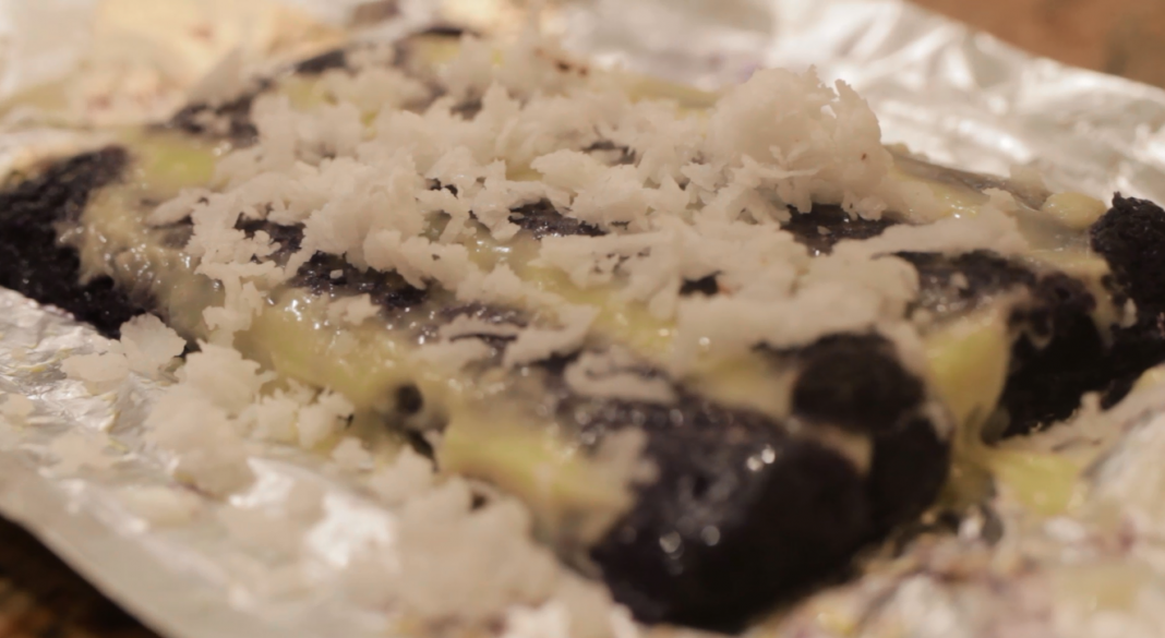 Puto Bumbong Recipe: How to cook puto bumbong - Pilipinas Recipes